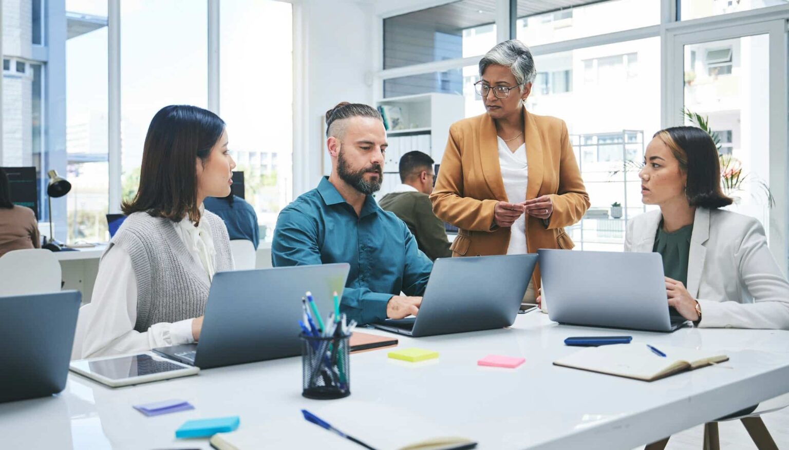 Guide communication interne 2026 : stratégie, outils et bonnes pratiques